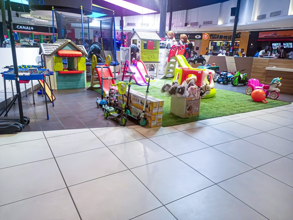 Départ en vacances avec La grande Récré chez PlaYce Marcory – PlaYce – CI